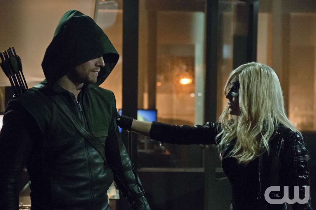 Arrow Photos | Stephen Amell - Broken Dolls