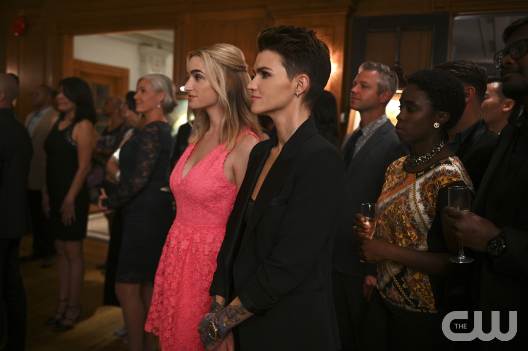 Batwoman Photos | - Who Are You?